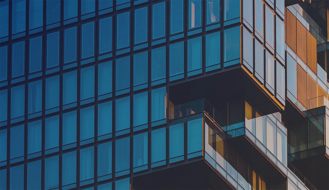 BEMS/FEMS: Mechanisms for Reducing Energy Use and Real-World Case Studies